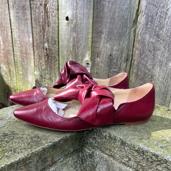 Zara | Shoes | Zara Basic Dark Red Pointed Toe Flats With Bow Detail 39 ...